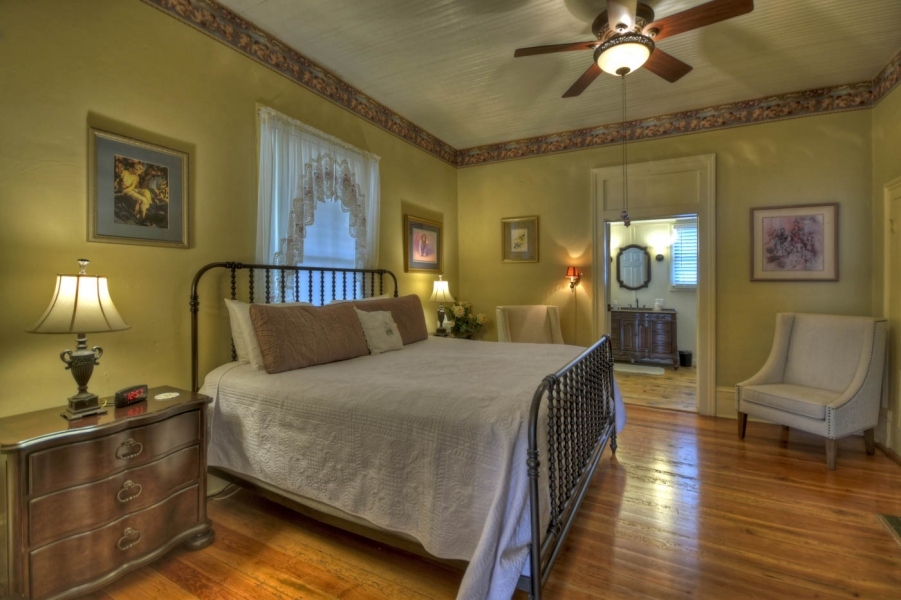 Our Rooms - Blue Ridge Inn Bed & Breakfast