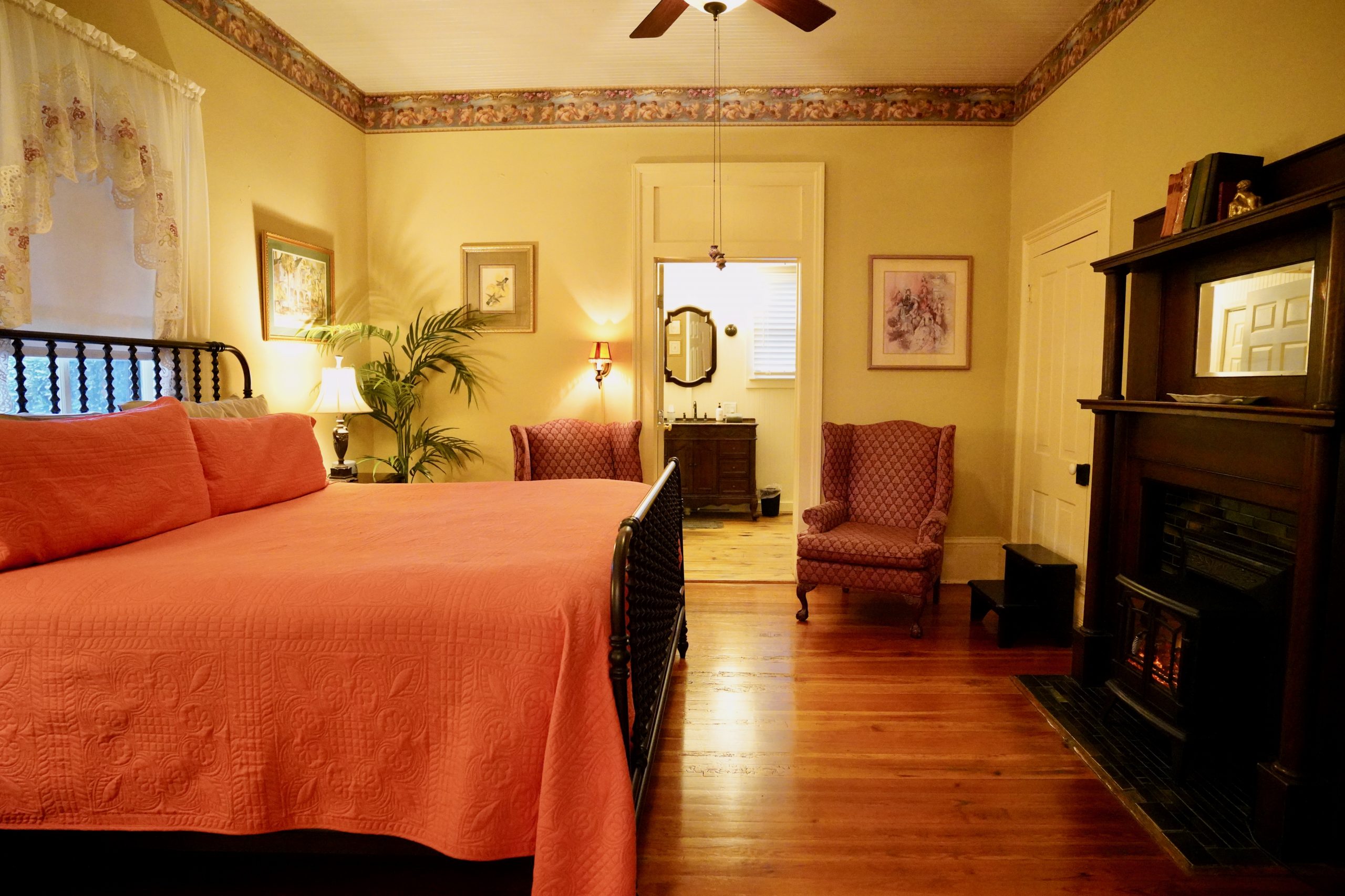 Rose - Blue Ridge Inn Bed & Breakfast